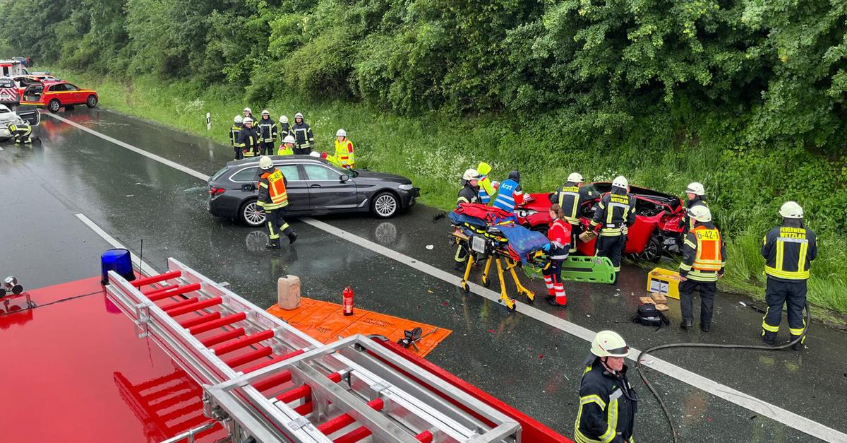 Mehrere Verletzte nach zwei Unfällen auf A45 bei Wetzlar